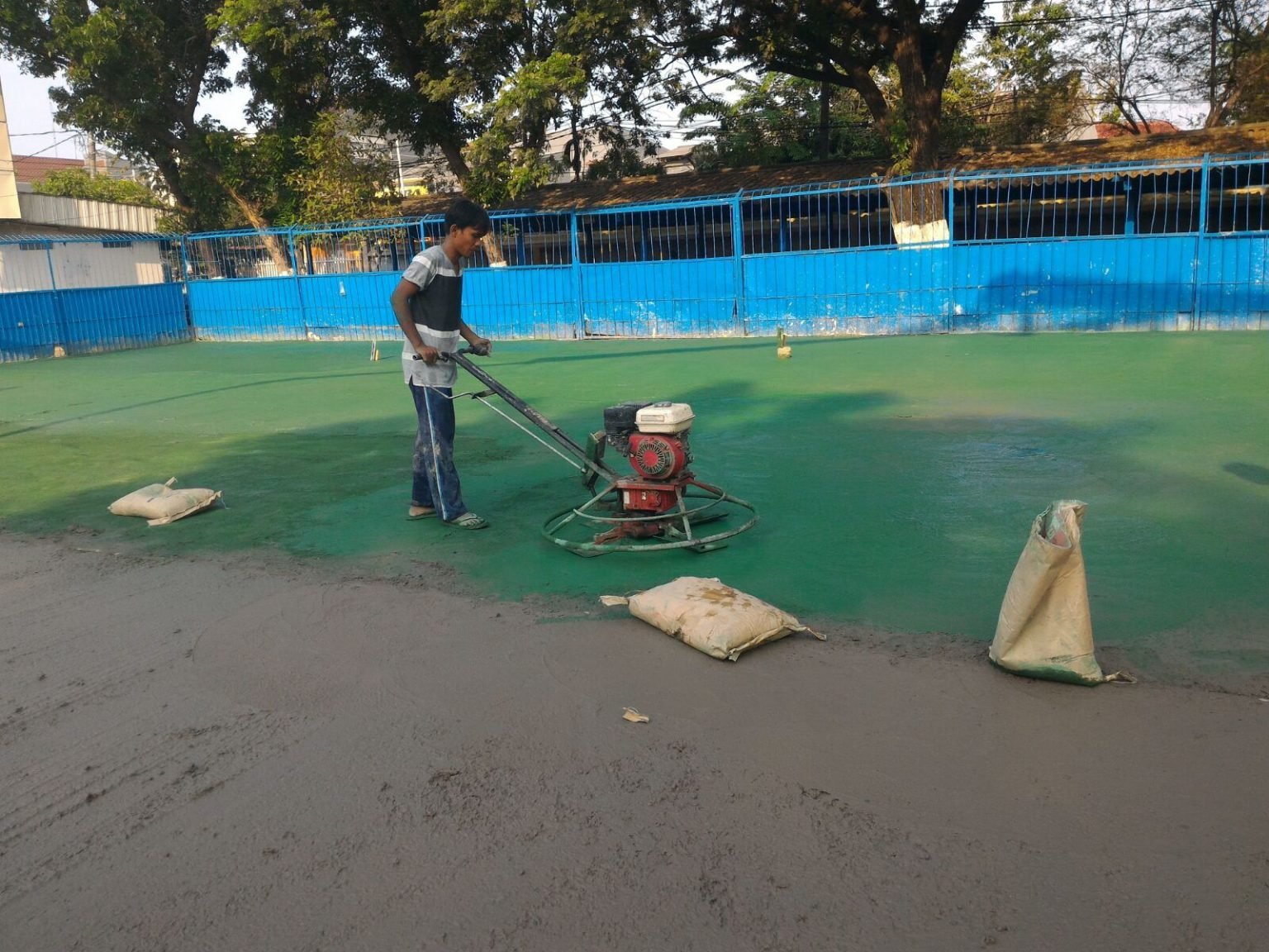 HARGA JASA FINISHING TROWEL DAN POLES FLOORHADENNER TERBARU 2025 ...